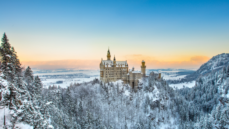 A Complete Guide to Visiting Neuschwanstein Castle - Kristie Rodriguez